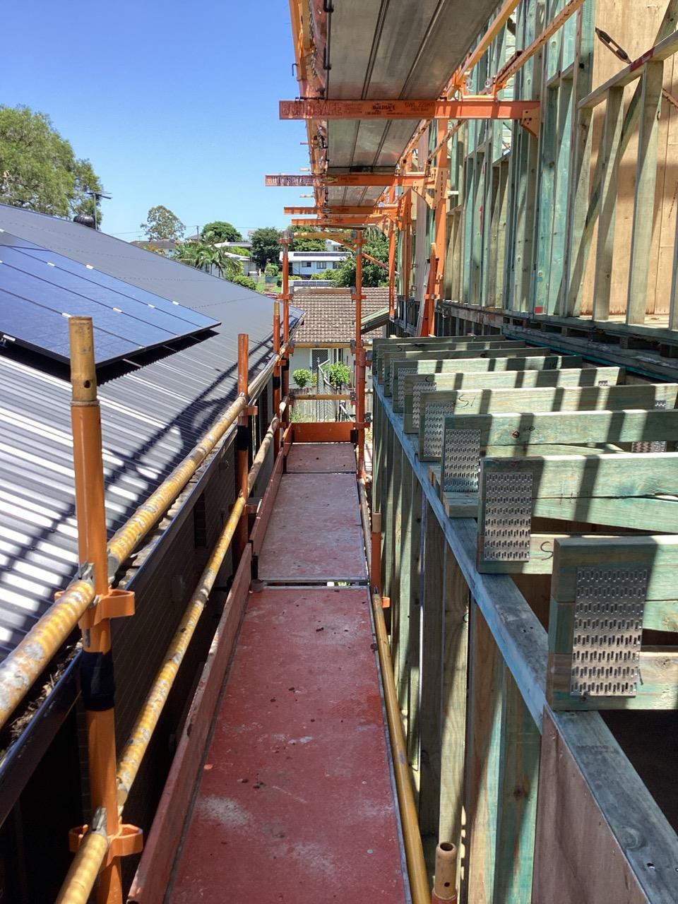 Has the roof rail been adjusted to install on roof components?