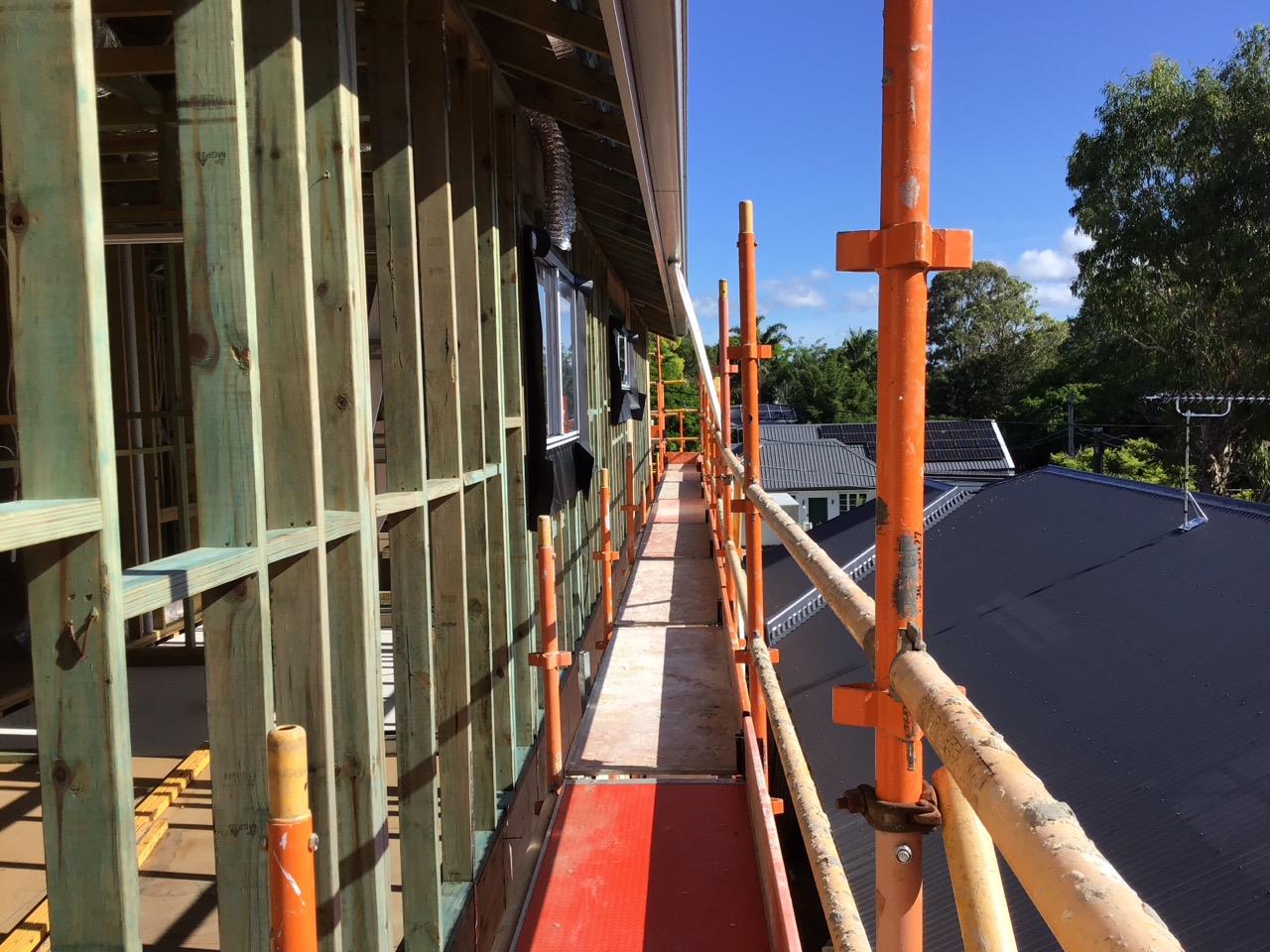 Has the roof rail been adjusted to install on roof components?